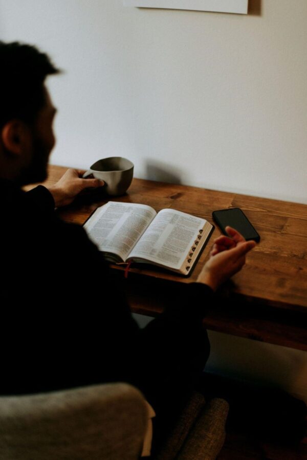 Jesus is Coming Back: Signs of His Second Coming and How to Prepare